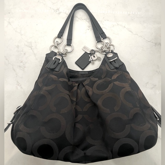 Coach | Bags | Coach Madison Maggie Op Art Signature Shoulder Bag ...